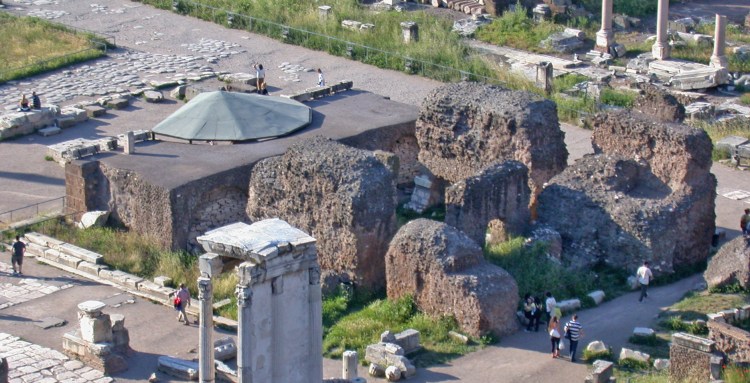 THE ROMAN FORUM: SEARCHING FOR CAESAR’S GRAVE, PART 3: THE TEMPLE OF ...